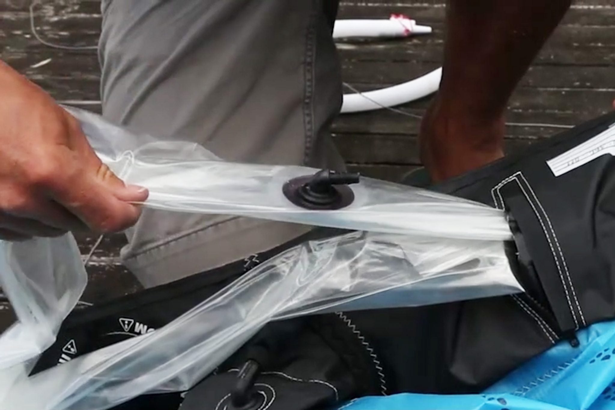 How To: Replace an Ozone Leading Edge Bladder - Ozone Kites UK